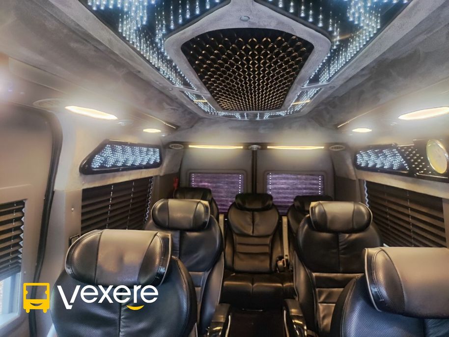 Ray Limousine Bus tickets booking online - Vexere.com