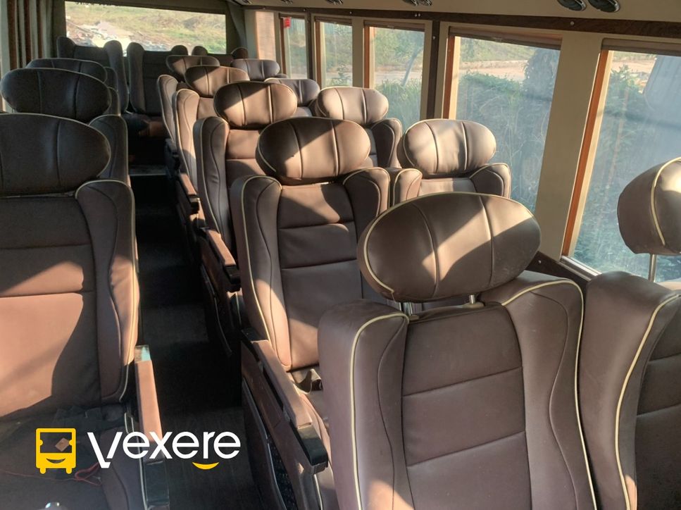 Ha Long Limousine Bus tickets booking online - Vexere.com