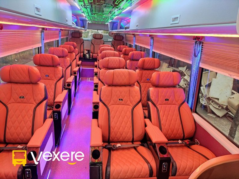 Ha Long Limousine Bus tickets booking online - Vexere.com