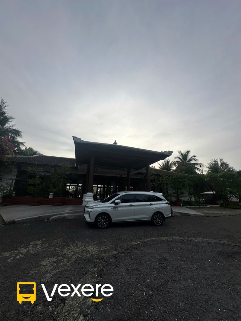 Rin Ha Travel Car Bus tickets booking online - Vexere.com